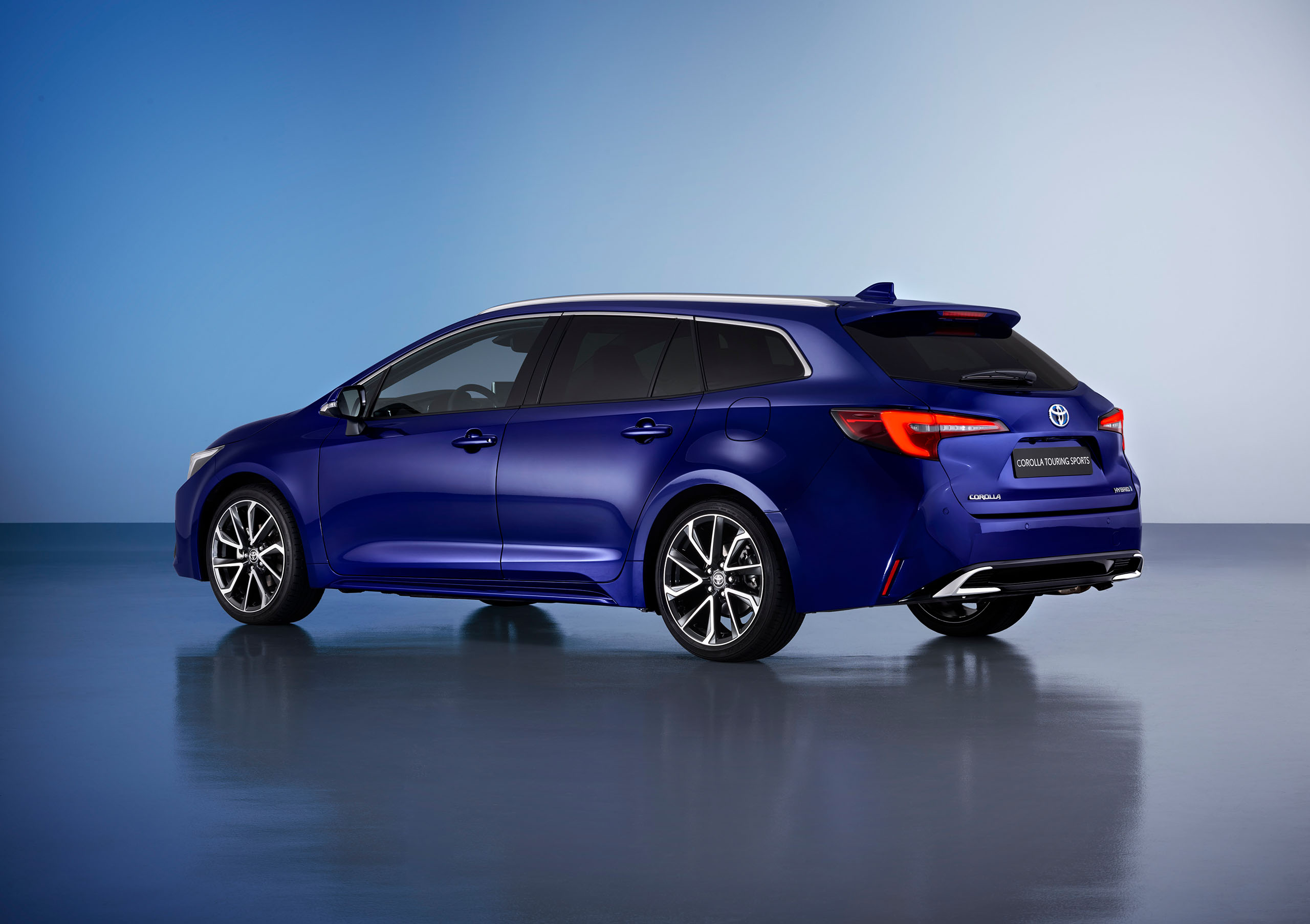 Toyota corolla touring store